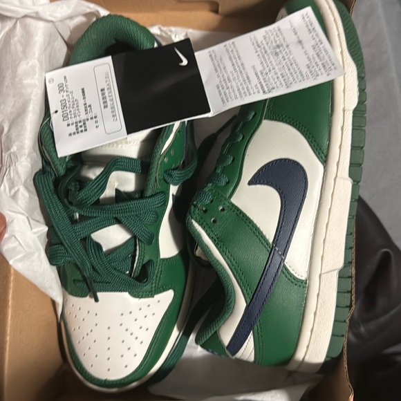 Nike | Shoes | Gorge Green Midnight Navy Dunk | Poshmark